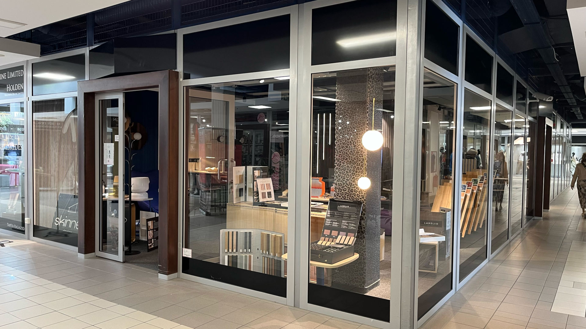 SKINNER DESIGN - TREND Center