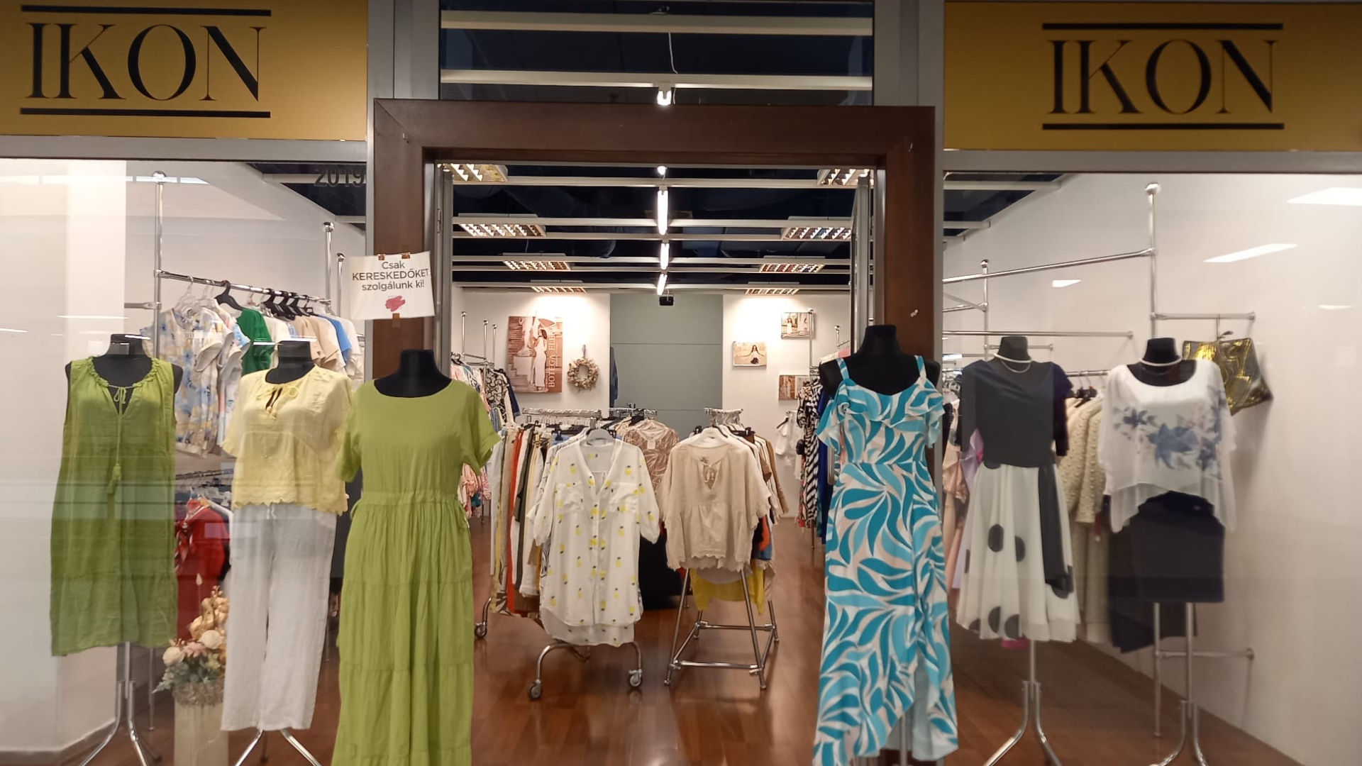 IKON STYLE - TREND Center